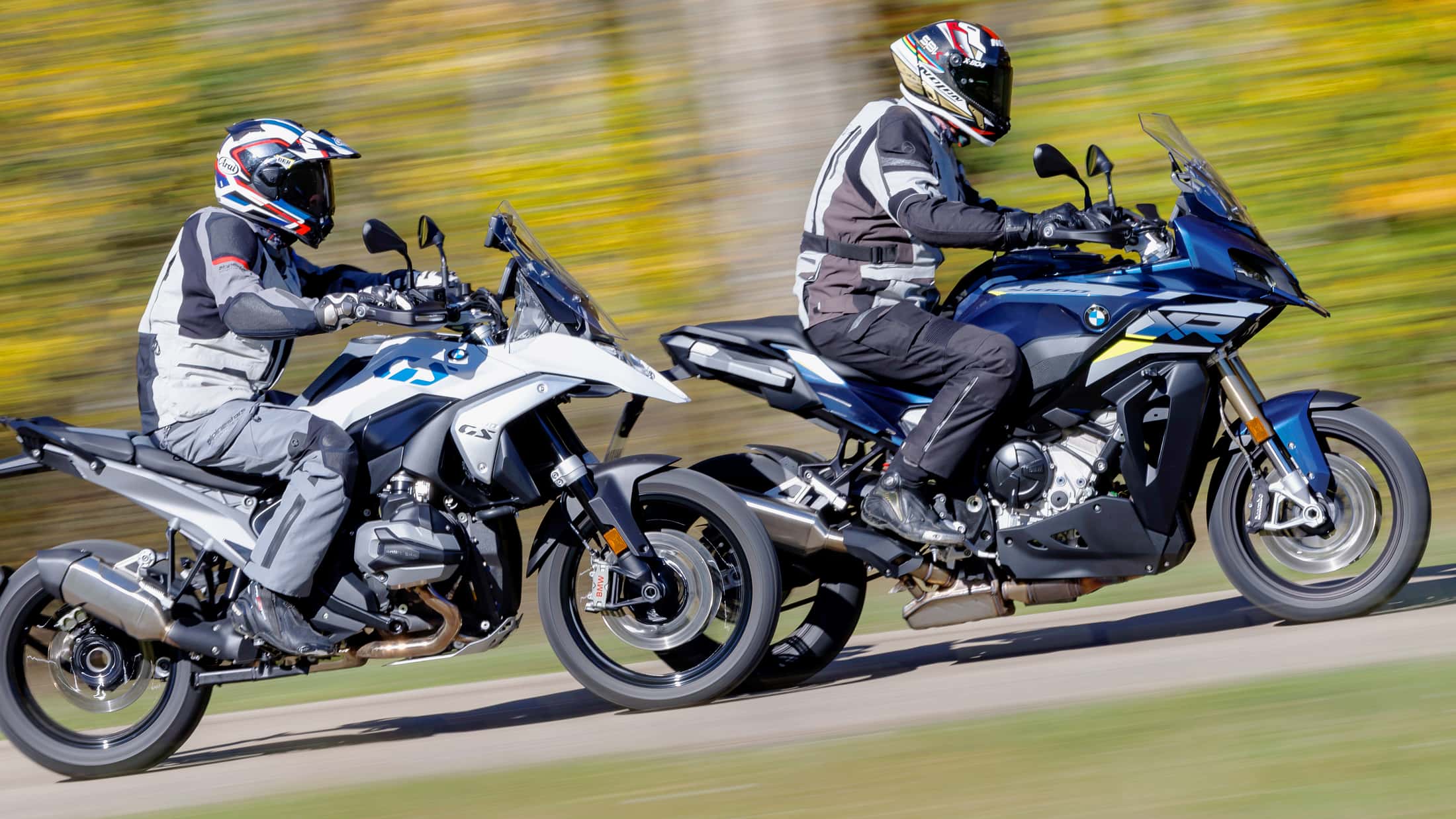 BMW R 1300 GS vs. BMW S 1000 XR: Gegensätze im Vergleich